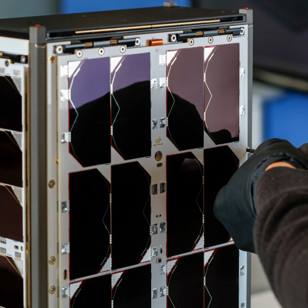 6U Deployable Solar Array CubeSat Solar Panel | CubeSat by EnduroSat